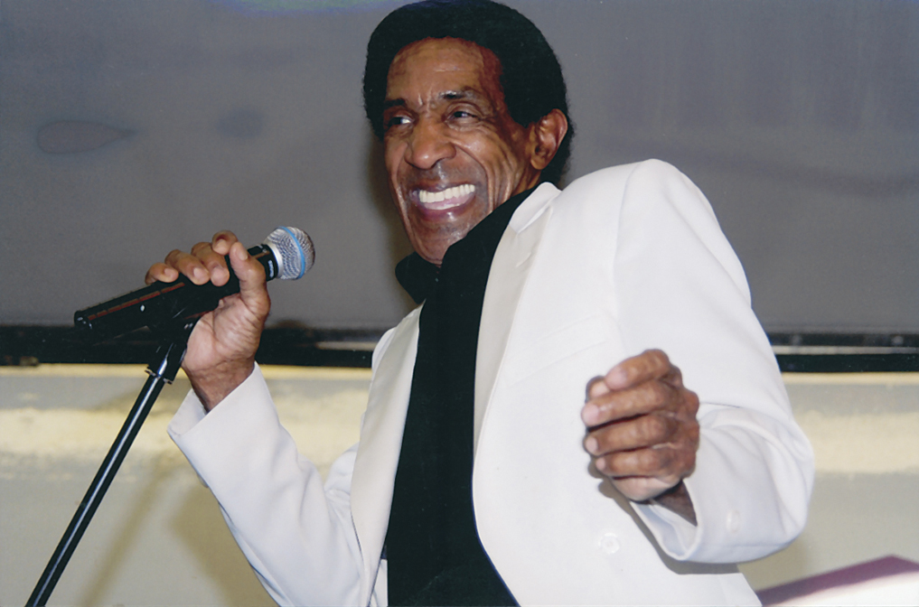 Party Images | Super T Revue Official Site